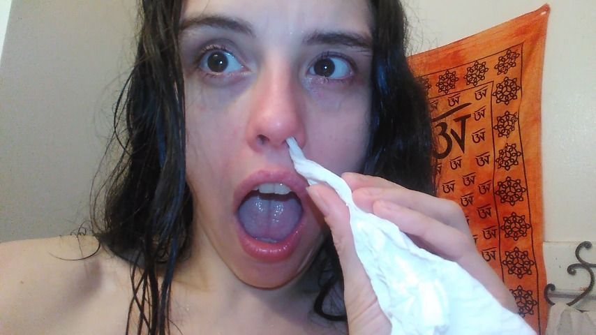Pinkmoonlust Nose Fetish Nostril Penetration Tissue Manyvids