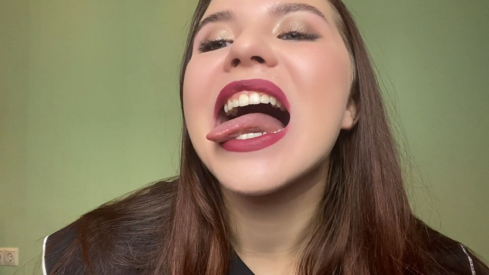 Rebecca Noir Tongue And Uvula Fetish Manyvids