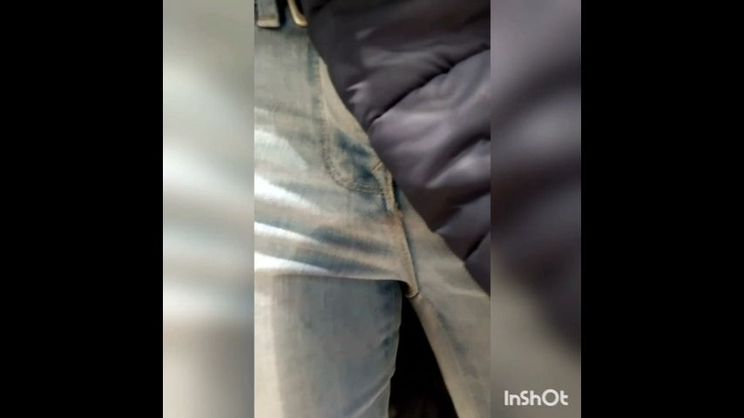 Seductivewifey Jeans Wetting While Shopping Manyvids