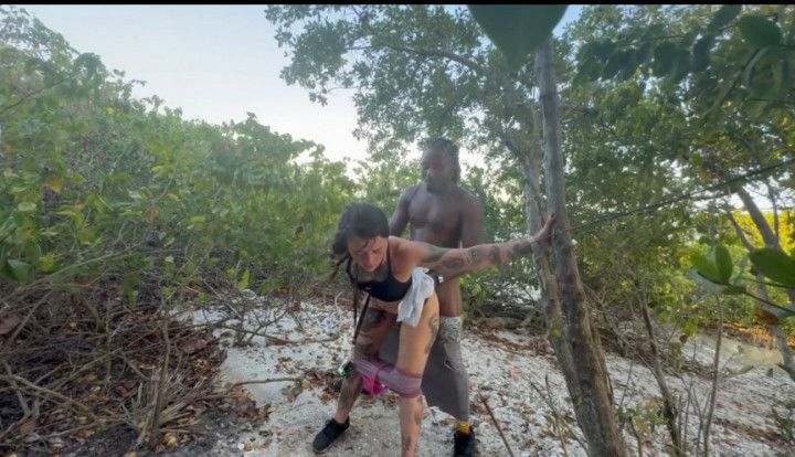 Kasie K Hiking And Fucking At The Beach W Staglupe2 Manyvids